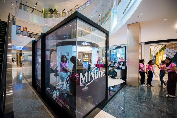 MISTINE POP UP BOOTH @ CENTRAL WORLD – NEO EXHIBIT CO.,LTD.